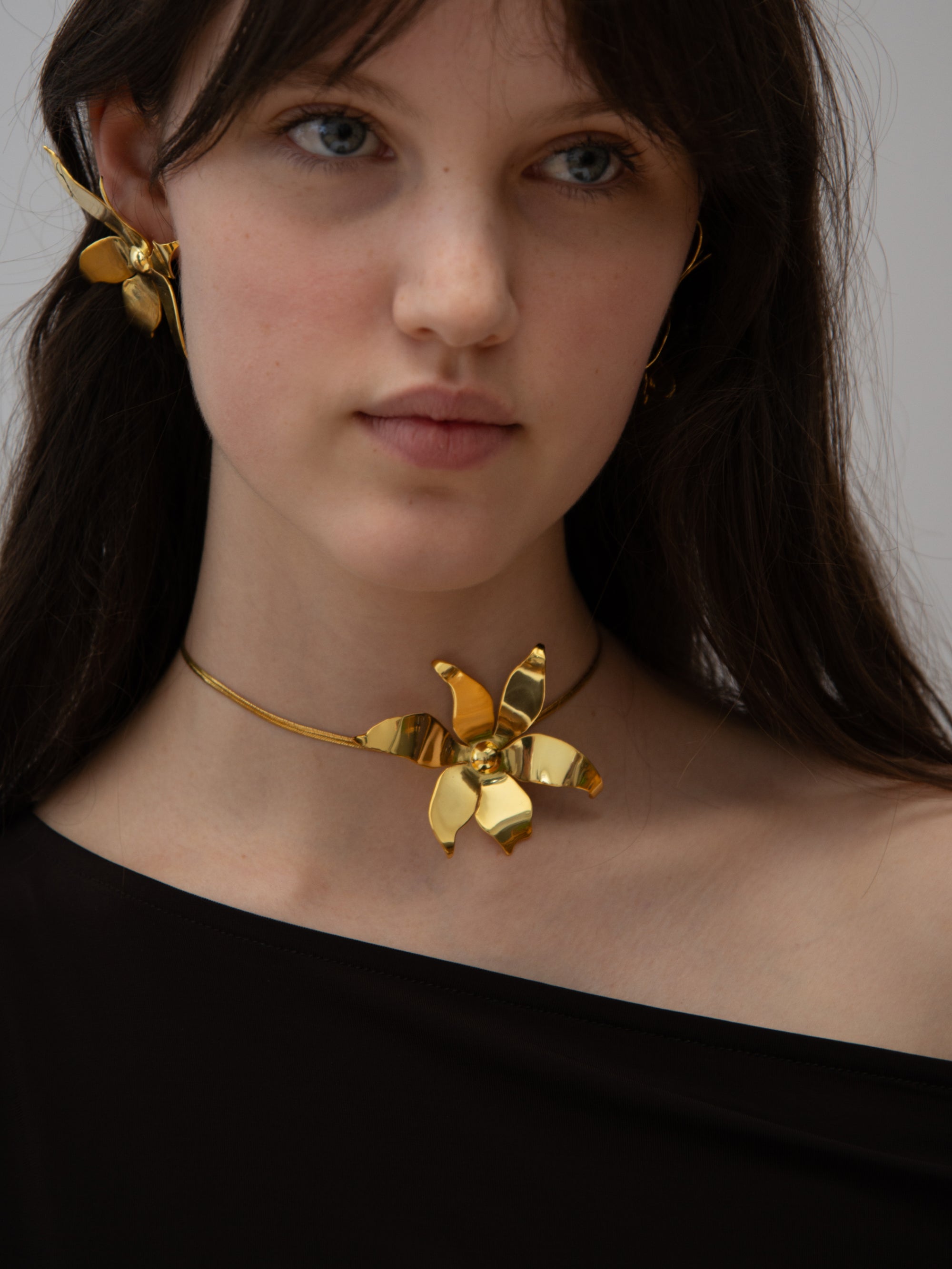 Evie Flower Necklace - Gold – Lisa Says Gah